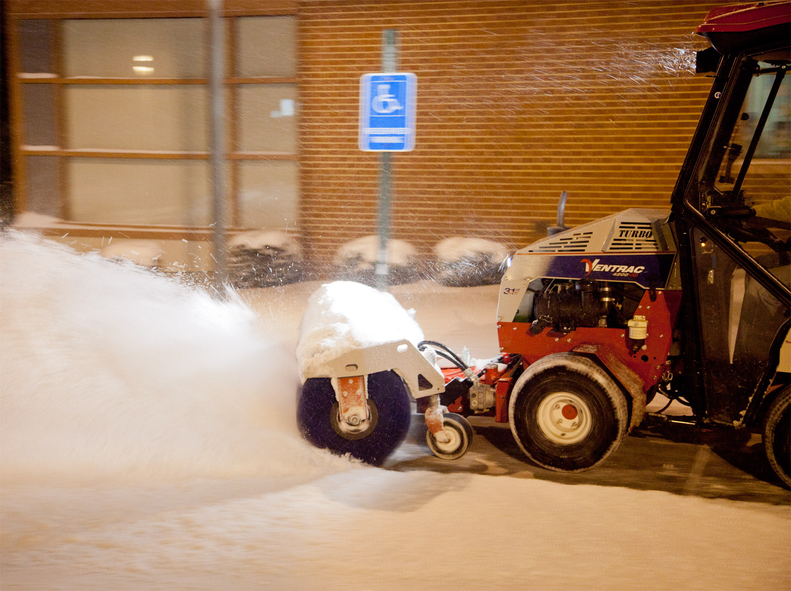 Ventrac HB580 Sidewalk Snow Broom